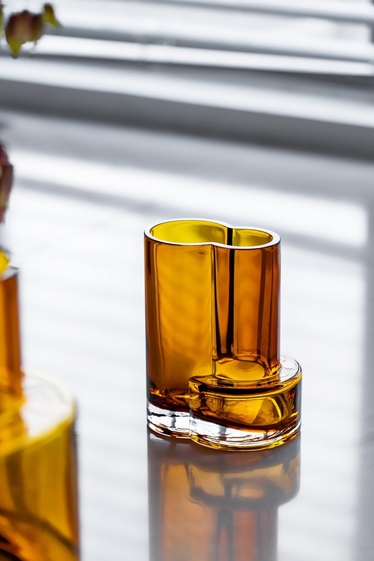 Amazingly innivative glass vases that makes us think of the ...
